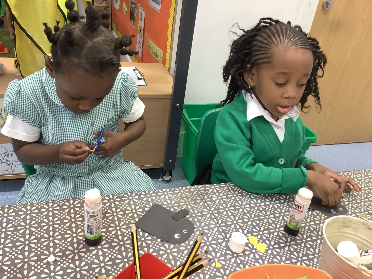 Orchard Primary School | EYFS Decorate Christmas Hoops