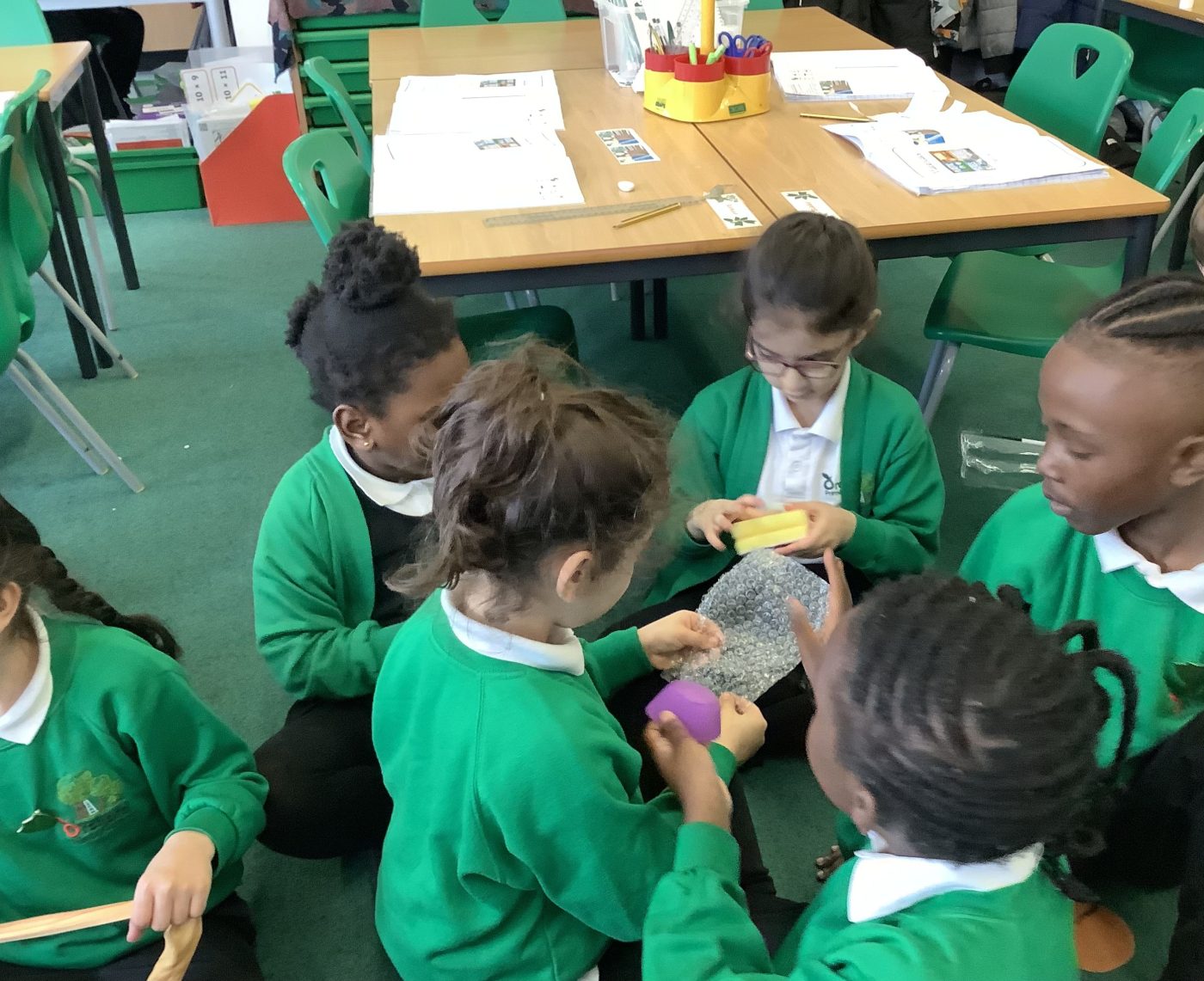 Year 2 Compare Everyday Materials - Orchard Primary School